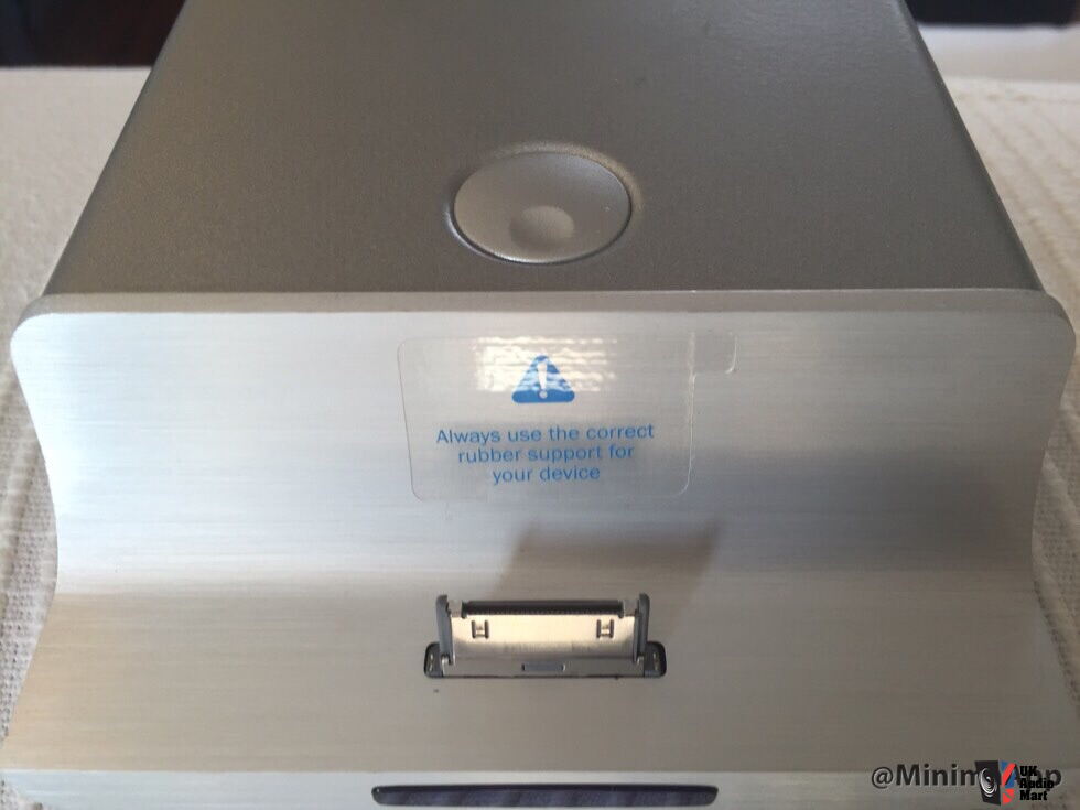 Cambridge ID 100 digital Audiophile dock / transport for iPod, iphone ...
