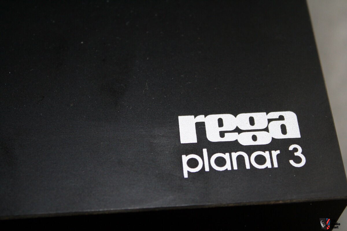 Rega Planar 3, R200 Tonearm Photo #1147990 - UK Audio Mart