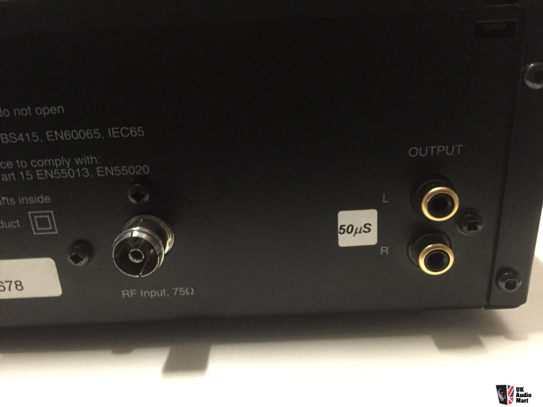 Meridian 504 FM tuner Photo #1173356 - UK Audio Mart