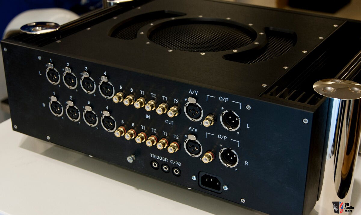 Chord Electronics CPA5000 Reference Preamplifier Photo #1220972 - UK ...