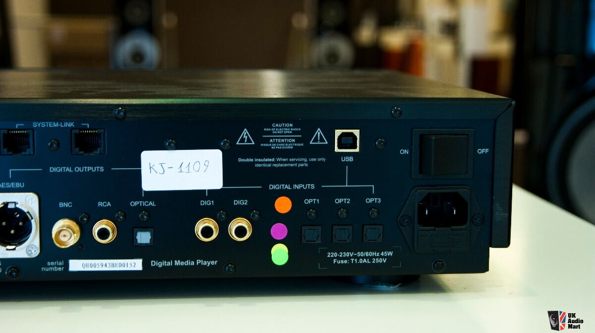 Quad Platinum DMP CD / DAC / Preamp (Ex-Demo) Photo #1271939 - UK Audio ...