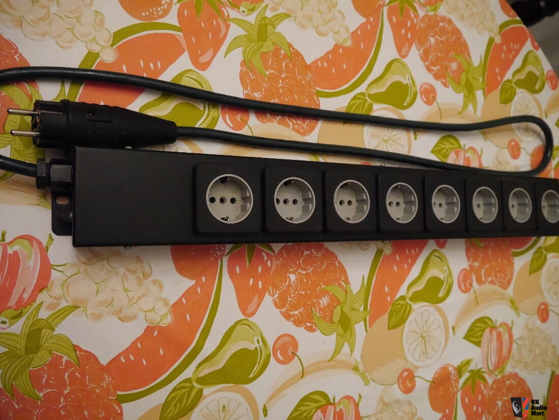 AUDUSA/LAT International Audio Grade Power Strips Photo #1319724 - UK ...