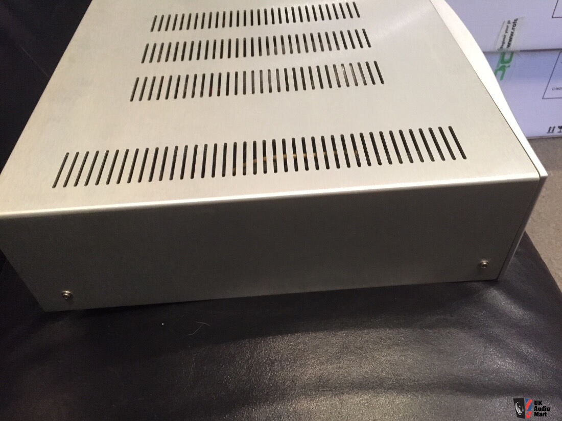 Hegel H 200 Photo #1336759 - UK Audio Mart