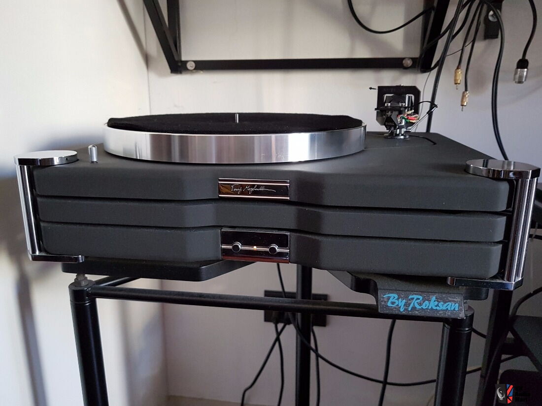 Roksan TMS analog turntable with Artemiz tonearm Photo #1487322 - UK ...