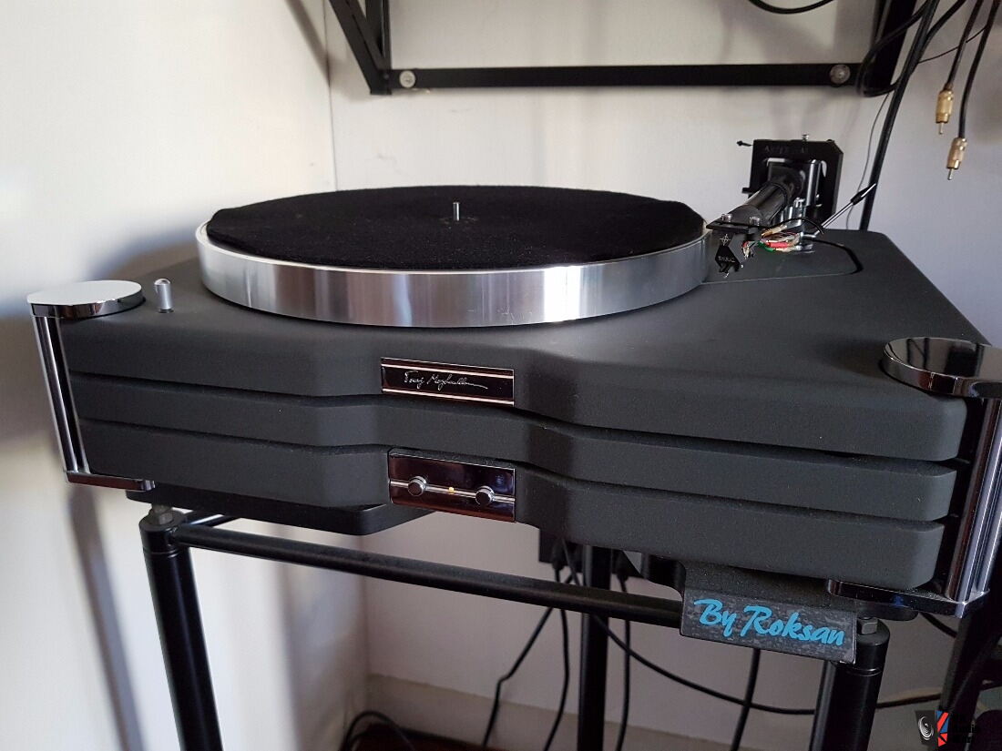 Roksan TMS analog turntable with Artemiz tonearm Photo #1490020 - UK ...