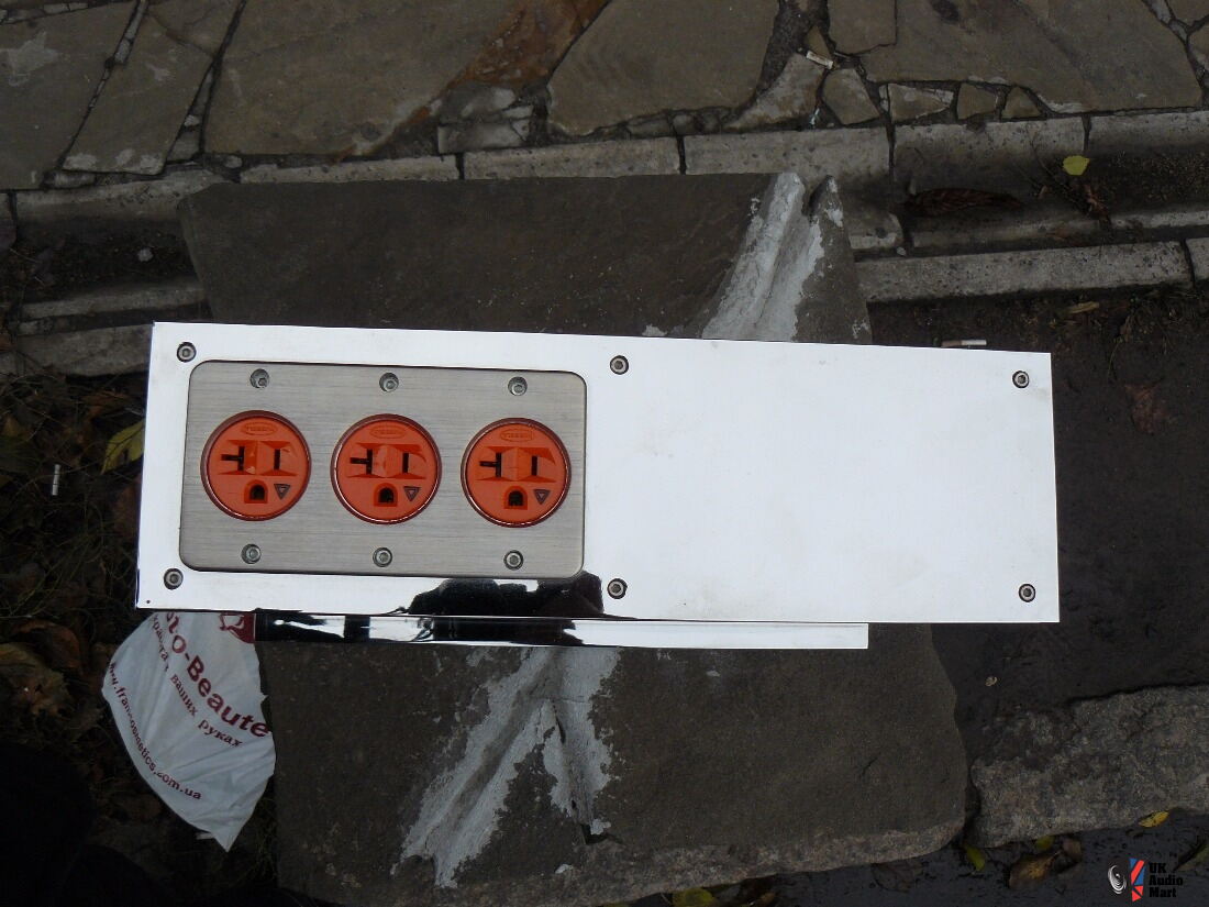 NBS Power Conditioner Photo #1696415 - UK Audio Mart