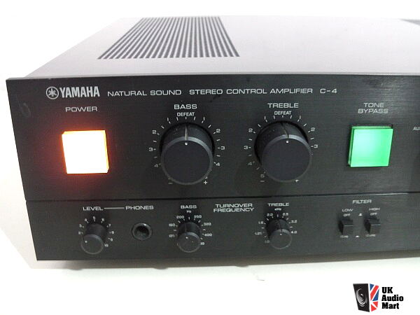 Preamplifier Yamaha C-4 Photo #1832234 - UK Audio Mart