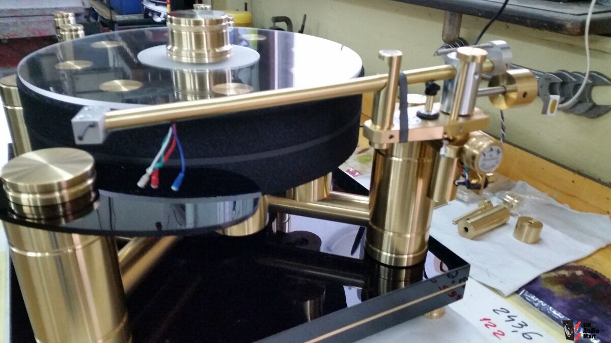 Small Audio Manufacture Brass Reference Turntable Photo #2006591 - UK ...
