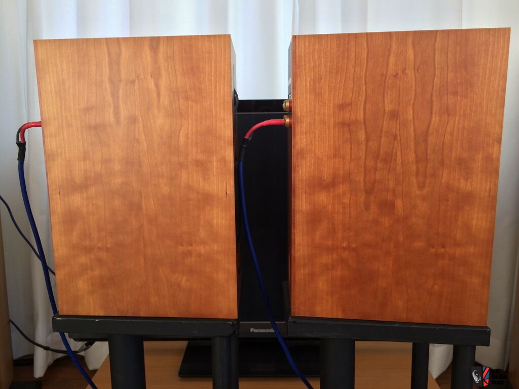 A Pair Linn Katan speakers Cherry Photo #2072798 - UK Audio Mart