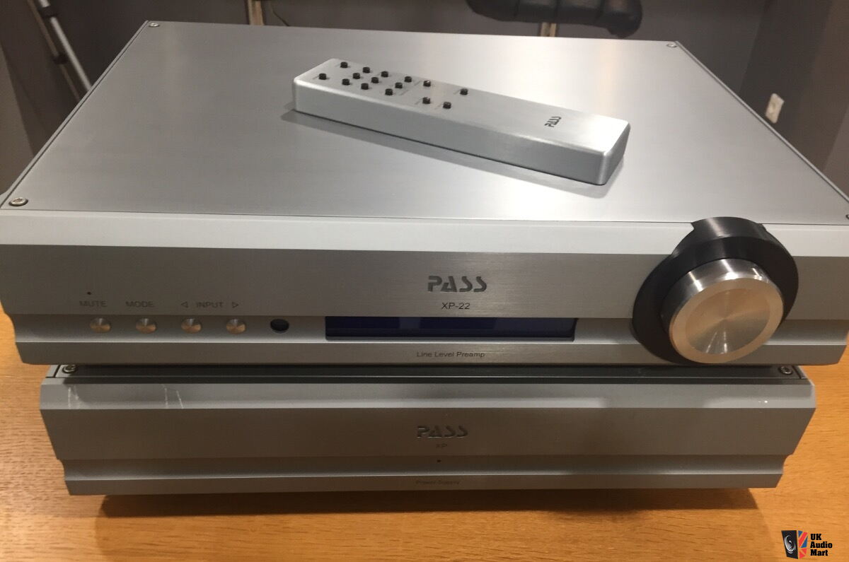 Pass Labs XP-22 & XA-160.8 monoblocks Photo #2099310 - UK Audio Mart