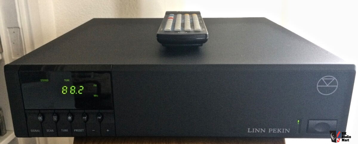 Linn Pekin Tuner with Linn System remote control Photo #2113017 - UK ...