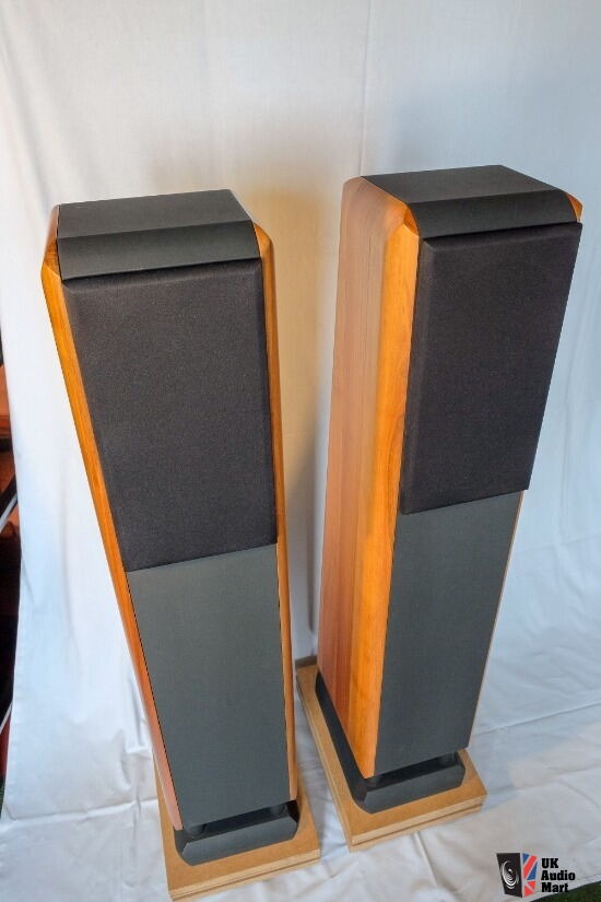 Chario Constellation Cygnus Speakers Photo #2290020 - UK Audio Mart