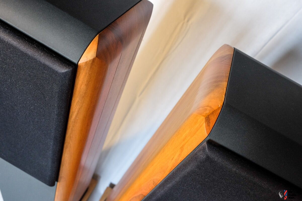 Chario Constellation Cygnus Speakers Photo #2290020 - UK Audio Mart