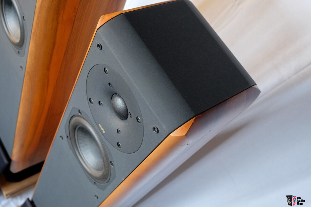 Chario Constellation Cygnus Speakers Photo #2290022 - UK Audio Mart