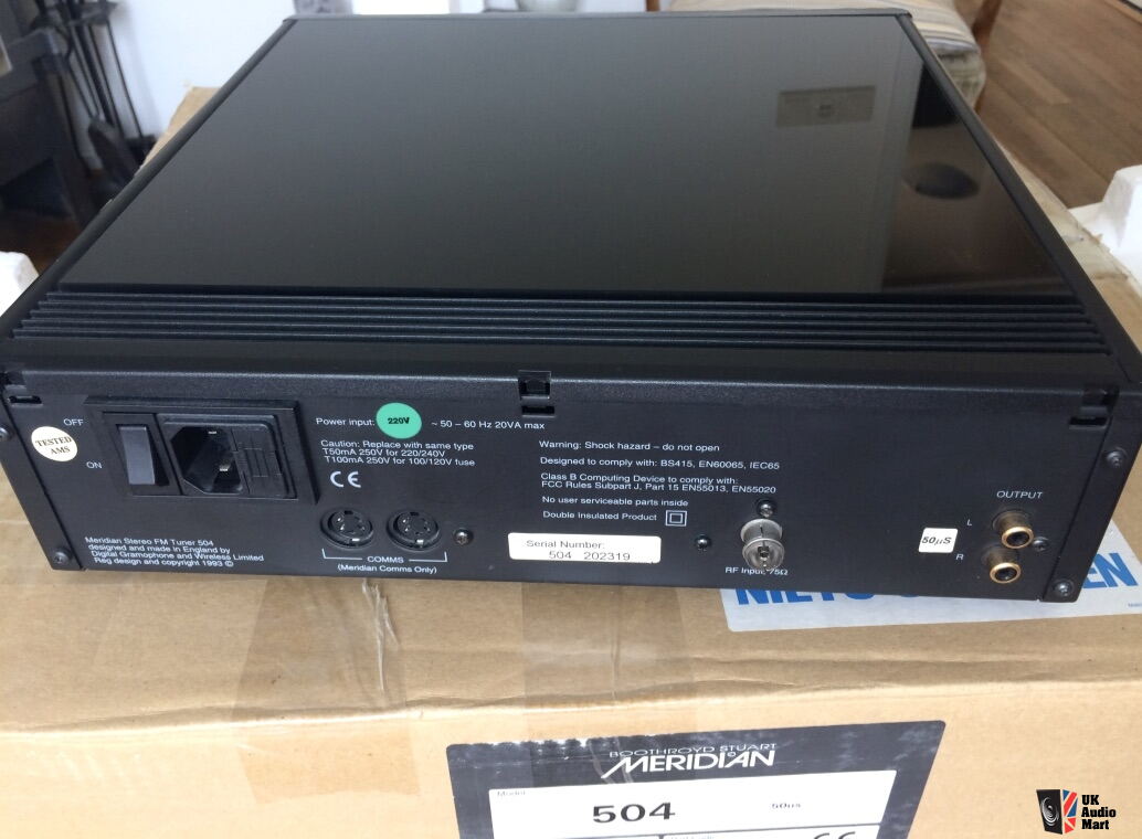 Meridian 504 FM TUNER Boothroyd Stuart. High end FM Tuner Photo ...