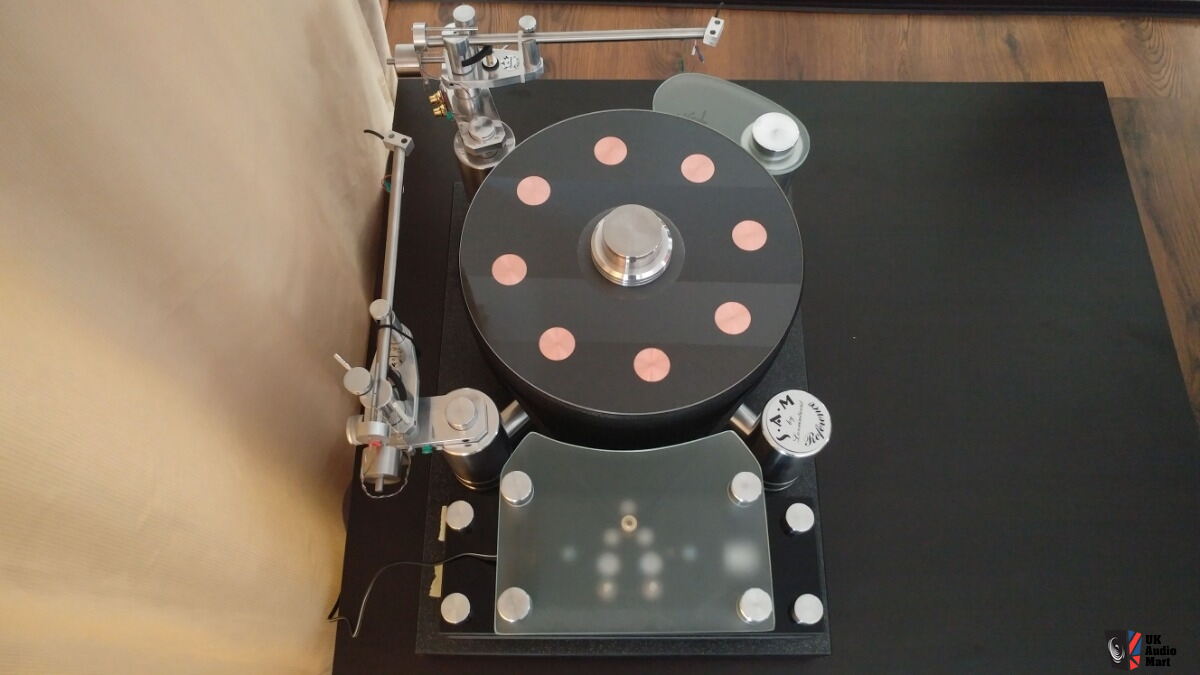 Small Audio Manufacture Reference Turntable & 2 SAM Tonearms Photo ...
