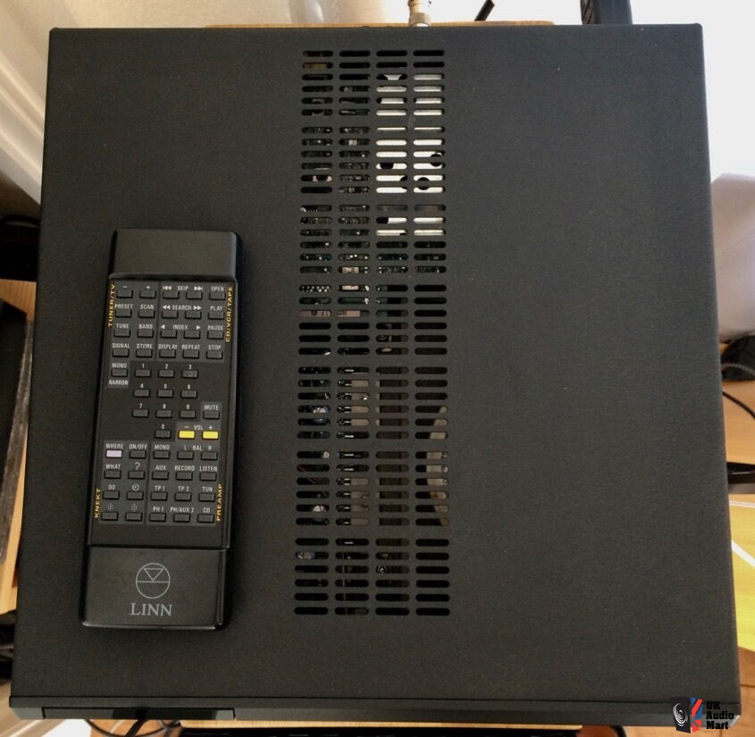 Linn Majik-I with Sneaky Kudos Tuner and remote Photo #2513622 - UK ...