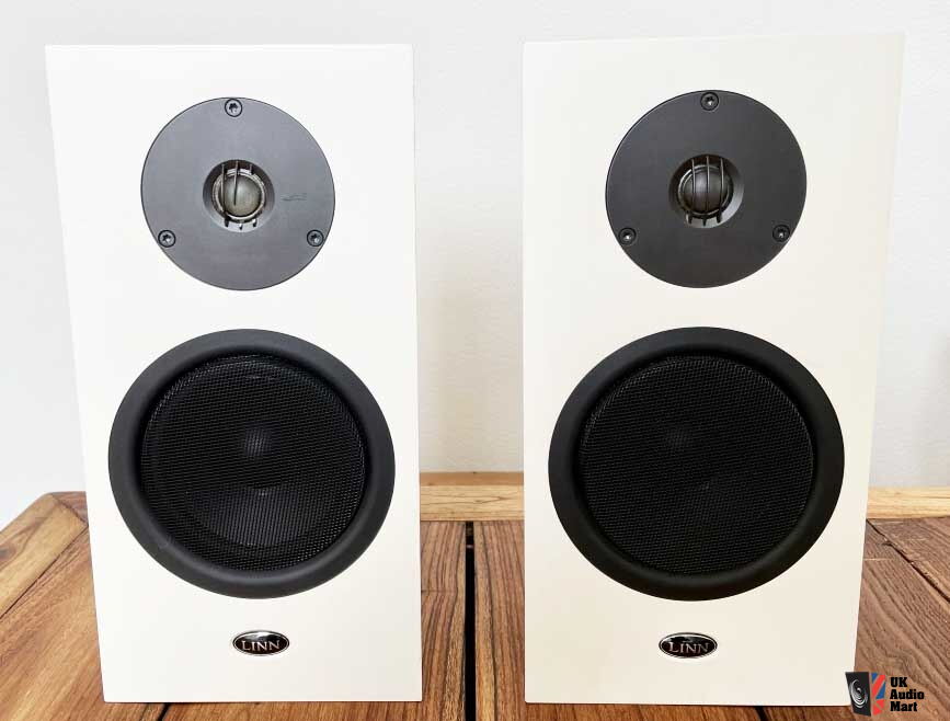 Linn Katan Speakers. White For Sale - UK Audio Mart