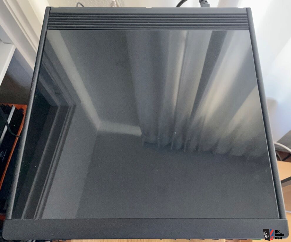 Meridian 504 FM Tuner Photo #3446353 - UK Audio Mart