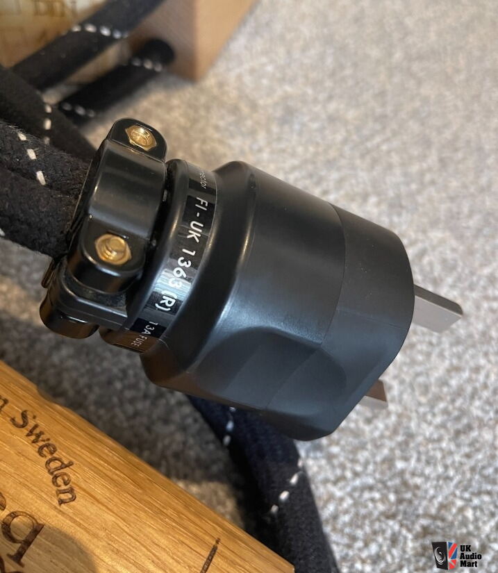 Entreq Challenger Infinity 3V Power Cable (Ex-Demo) Photo #3487538 - UK ...