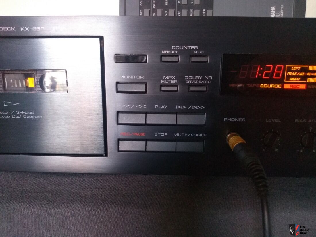 Yamaha KX-650 RS cassette player recorder + remote control Photo ...