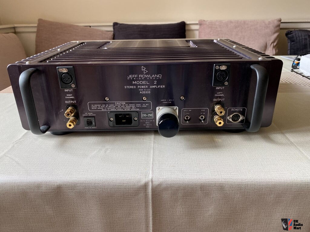Jeff Rowland Model 2 Power Amplifier - Stereophile A rated Photo ...