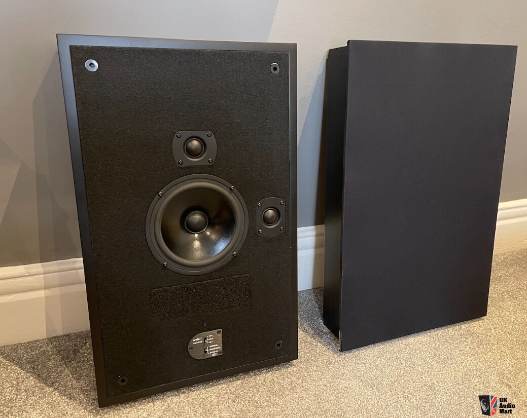 PMC Wafer 2 On Wall Speakers x 2 (Black) Photo #3634039 - UK Audio Mart