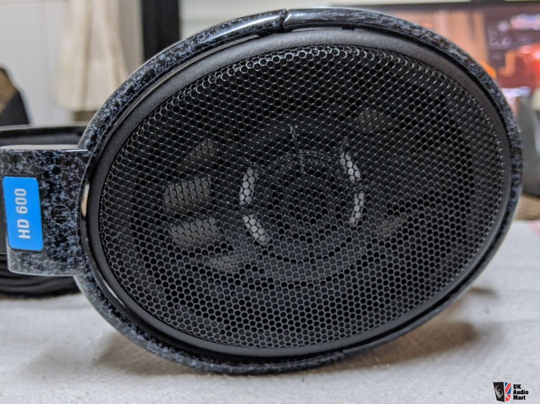Sennheiser HD 600 Audiophile 300 Ohm Headphones, Excellent Condition ...