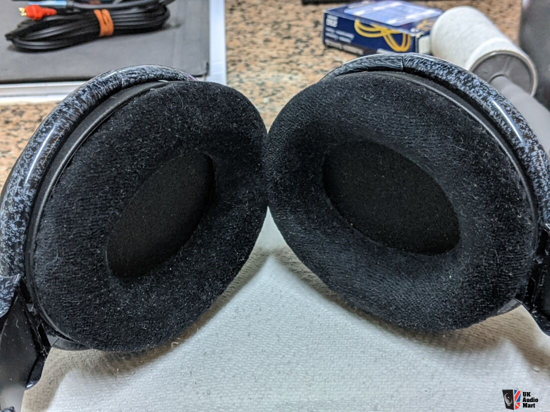 Sennheiser HD 600 Audiophile 300 Ohm Headphones, Excellent Condition ...