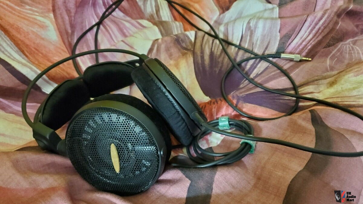 Audio Technica ATH-AD1000 High-Fidelity Open-Back Headphones Photo ...