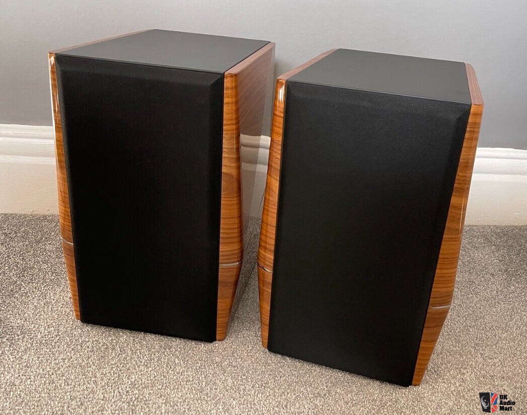Gold Note Evo 3 Loudspeakers (Ex-Demo) Photo #3718001 - UK Audio Mart