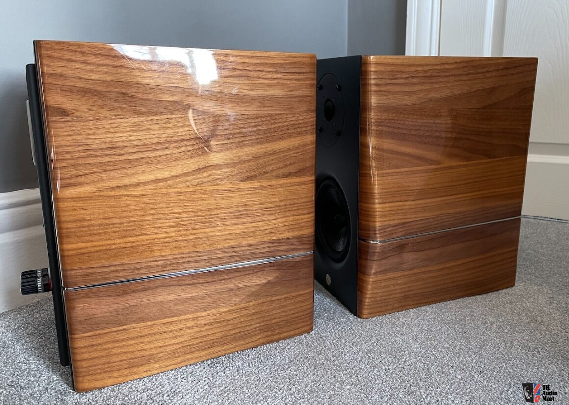 Gold Note Evo 3 Loudspeakers (Ex-Demo) Photo #3718004 - UK Audio Mart