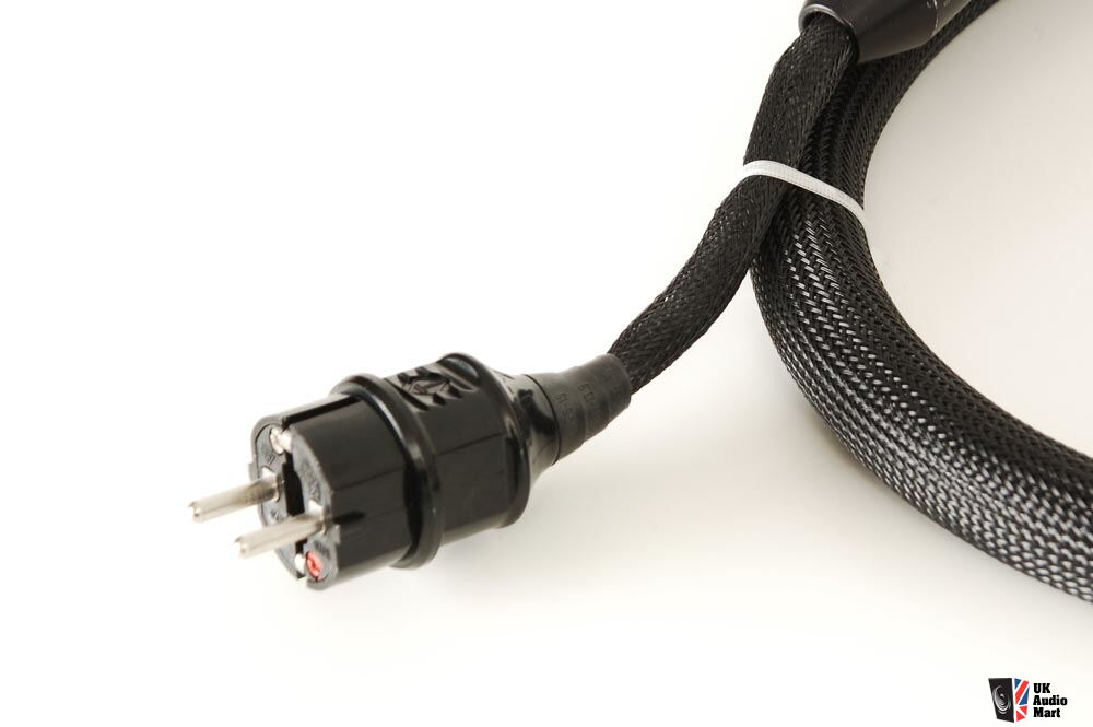Heavens Gate Audio Silver Signature AC cable 2m Photo #3768994 - UK ...