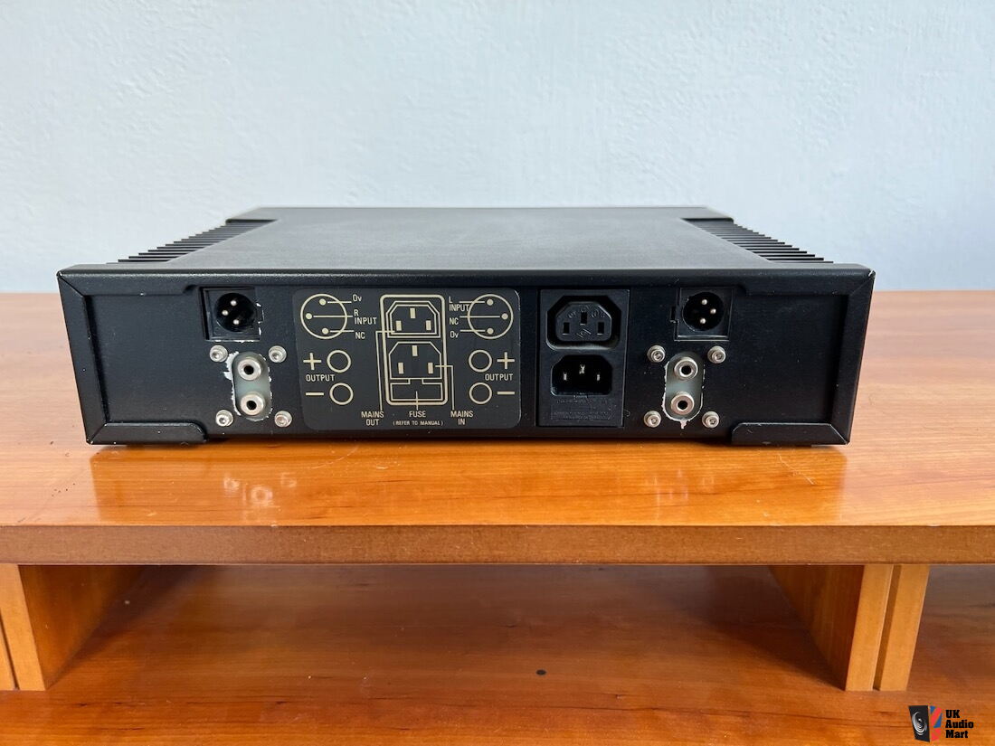 Linn Isobarik Speakers (Pair) + Stands + Aktiv Crossover + Dirak + LK ...