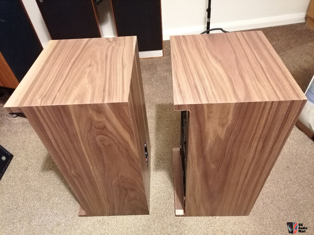Gale GS401 C refurbished, re-veneered speakers Photo #3840433 - UK ...