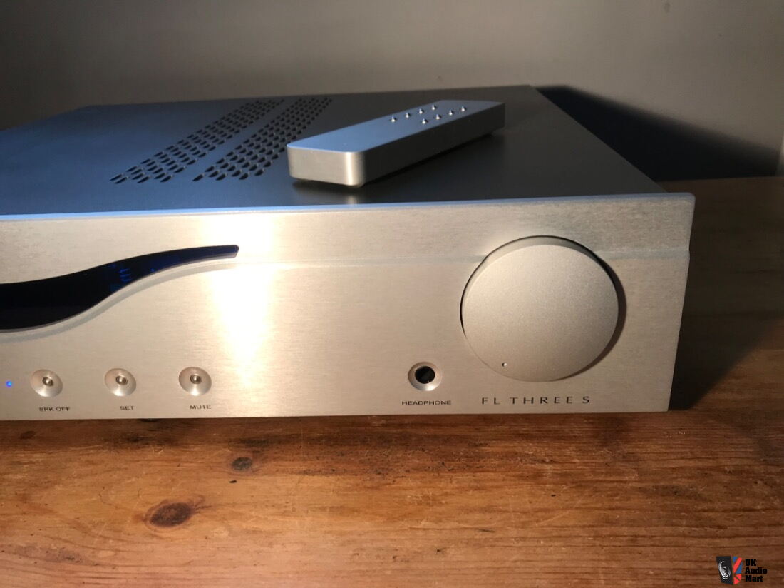 Audia Flight FL Three S (phono & dac) integrated Photo #4154757 - UK ...