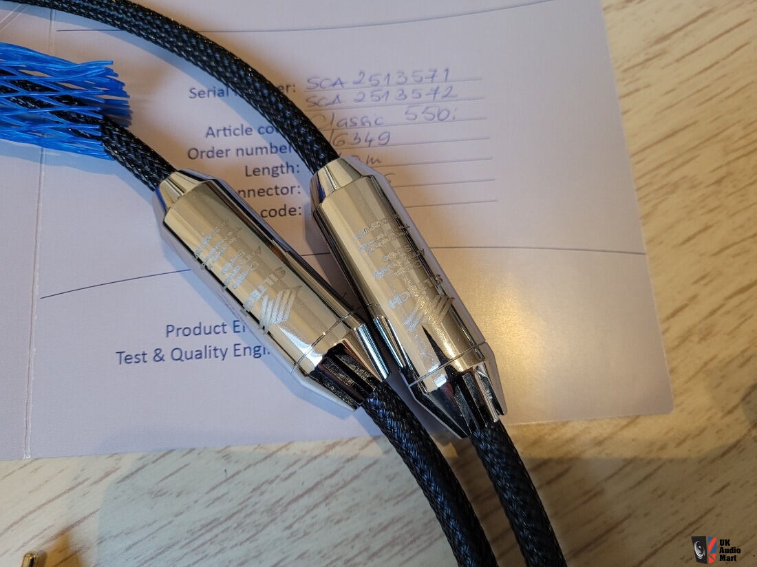 Siltech 550i interconnects (1 mtr pair - complete with original box and ...