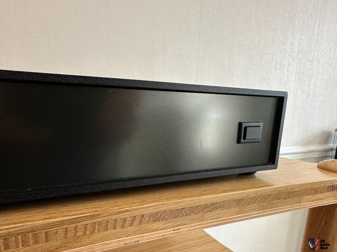 Naim XPS Power Supply Photo #4318072 - UK Audio Mart