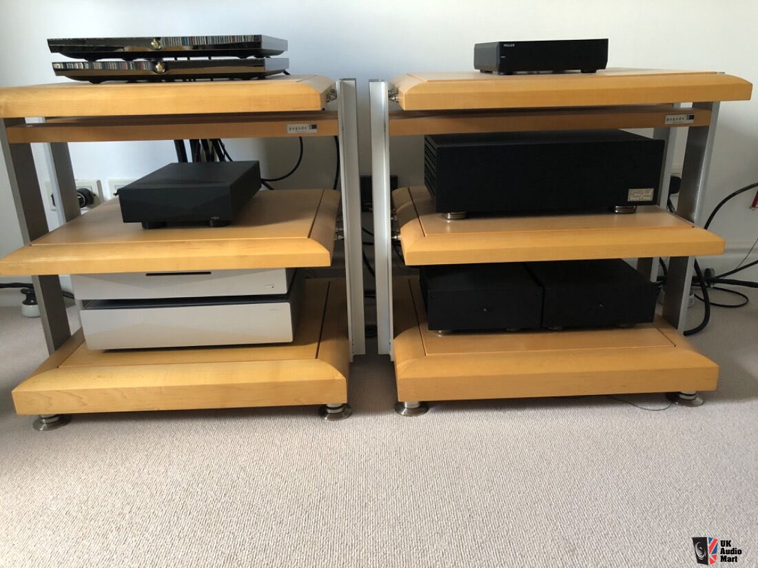 Finite Elemente Pagoda Master Reference HD-02 stand Photo #4458588 - UK ...
