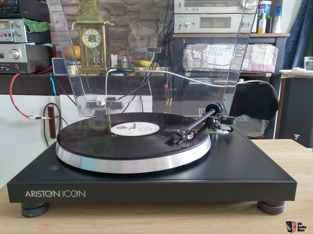 Ariston Icon turntable + Ortofon cartridge