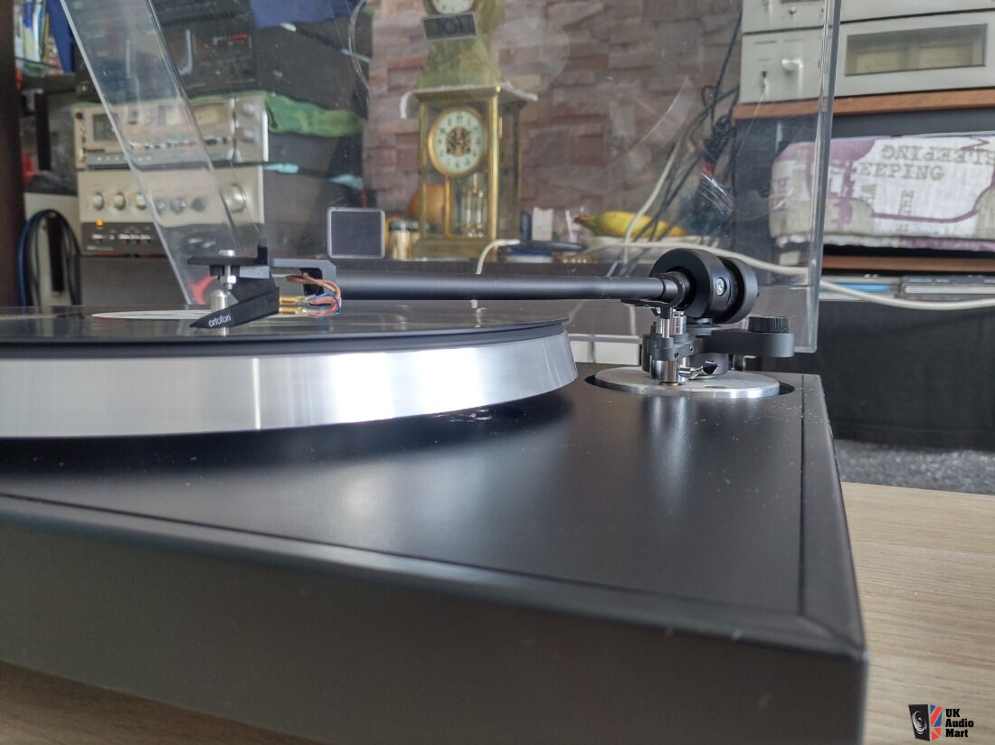 Ariston Icon turntable + Ortofon cartridge Photo #4538059 - UK Audio Mart