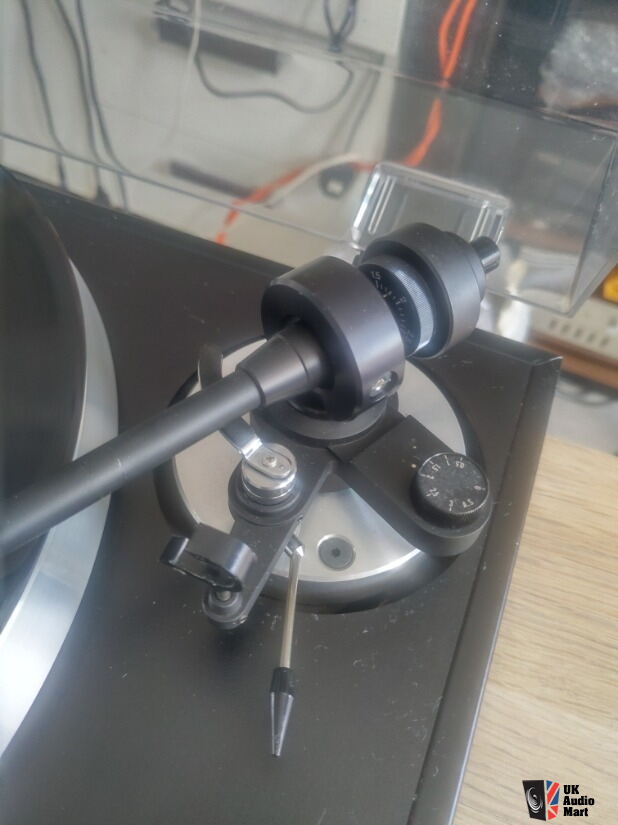 Ariston Icon turntable + Ortofon cartridge