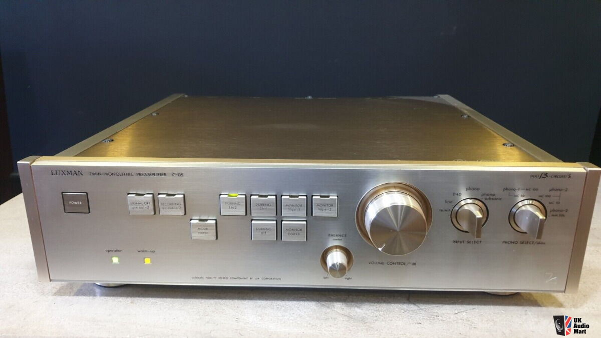 Luxman C-05 Preamplifier Photo #4610465 - UK Audio Mart