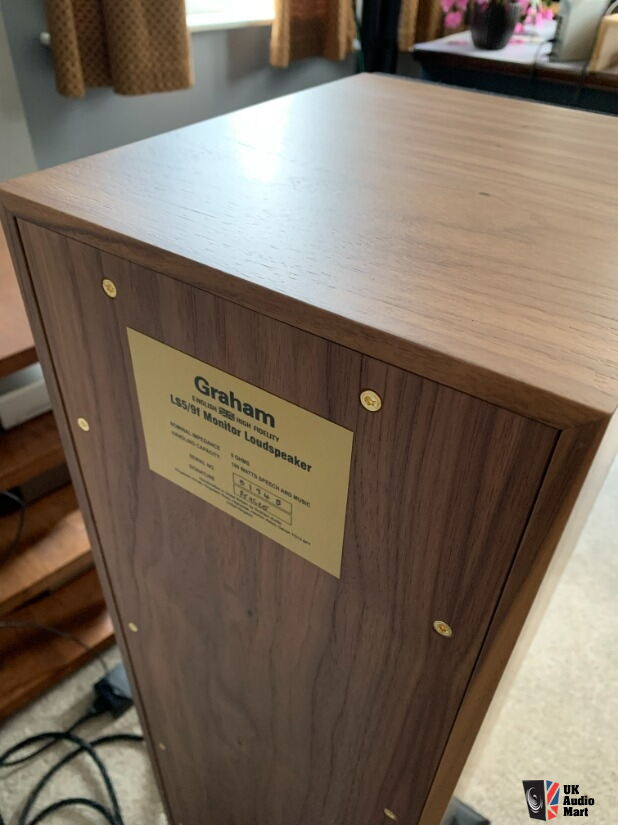 Graham Audio LS5/9f Loudspeakers Walnut (the best colour!) Perfect ...