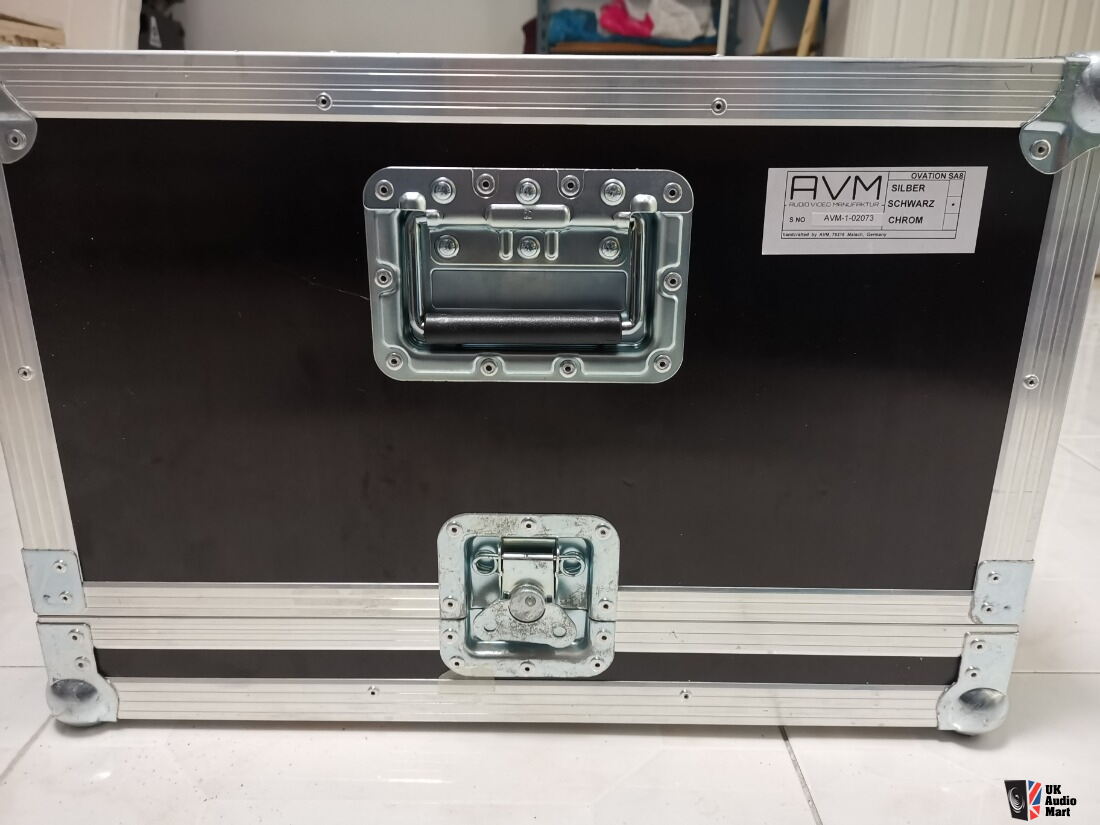 AVM Ovation SA8 Amplifier Photo #4894778 - UK Audio Mart