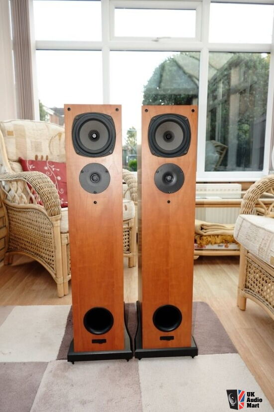 Rega R5 floor standing speakers Photo #4835456 - UK Audio Mart