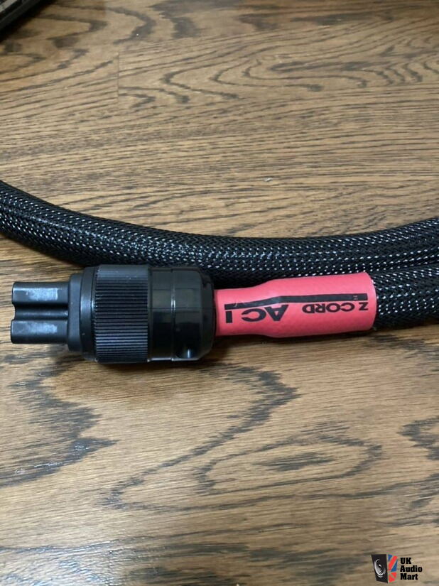 MIT Oracle Z-Cord AC1 Hi-End AC Power Cable 2m! Photo #4870581 - UK ...