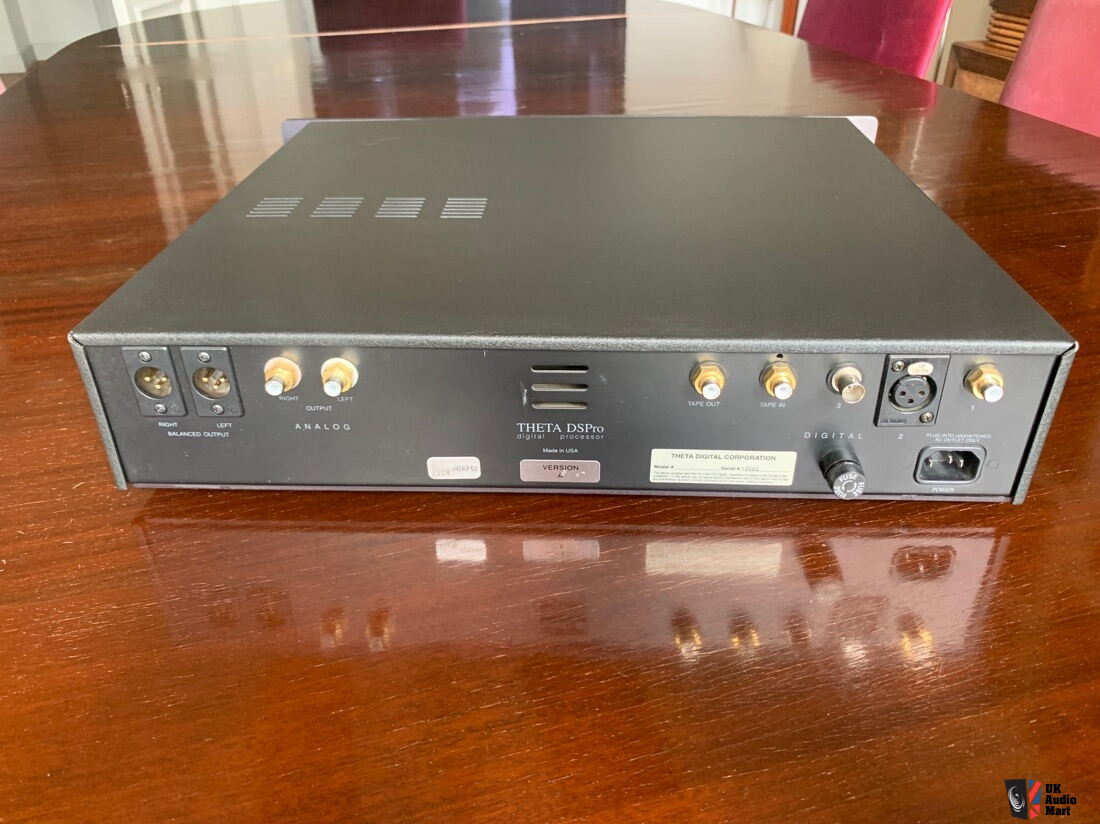 Theta DS PRO GEN VA HDCD Photo #5121412 - UK Audio Mart