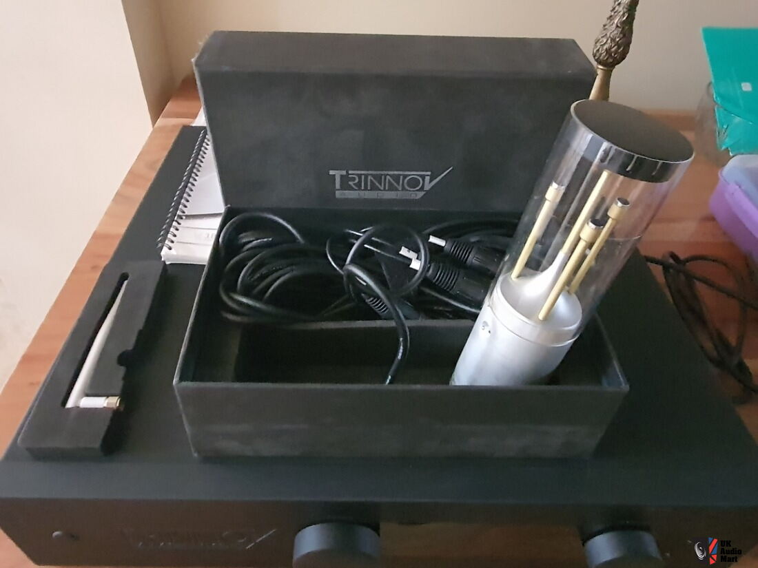 Trinnov Amethyst - Black: Includes measuring microphone Photo #5130388 ...