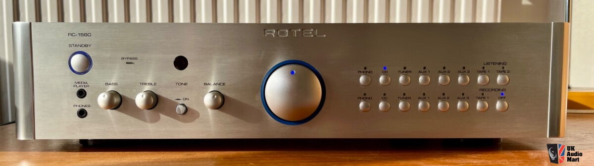 Rotel RC-1580 pre-amp Photo #5284095 - UK Audio Mart